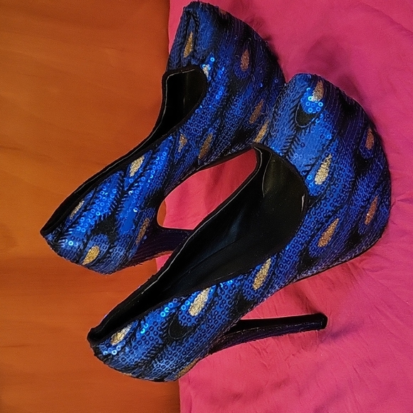 Shoes | Womens Blue Black Gold Sequin Heels | Poshmark